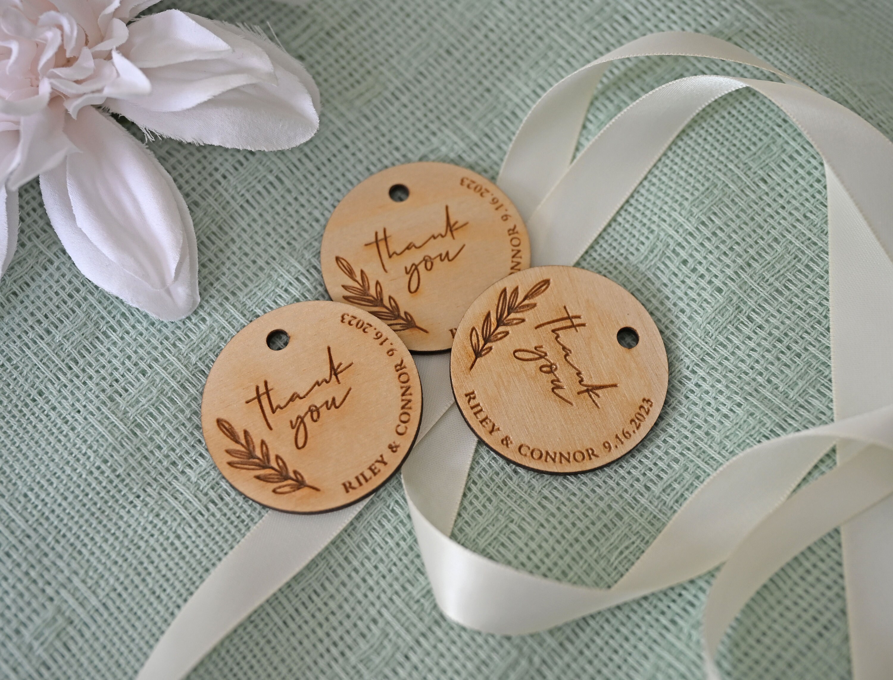 Hexagon Shaped Wooden Wedding Favor Tags / Round Engraved - Etsy