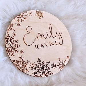 Snowflake Baby Name Sign, Winter Birth Announcement, Nursery Decor - Etsy