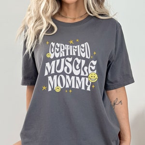 Muscle Mommy Shirt for Powerlifting, Funny Gym Pump Cover T Shirt for ...