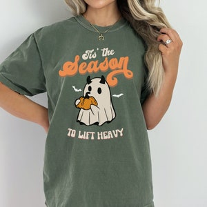 Retro Ghost Gym Shirts for Weightlifting, Halloween Workout Tshirt Gift ...