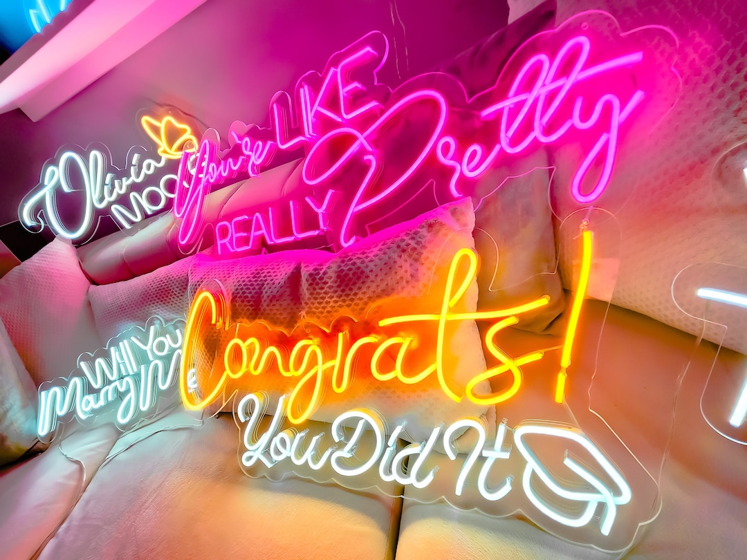 Custom Graduation Neon Sign: Class of 2026 Party Decor, Grads Photo ...