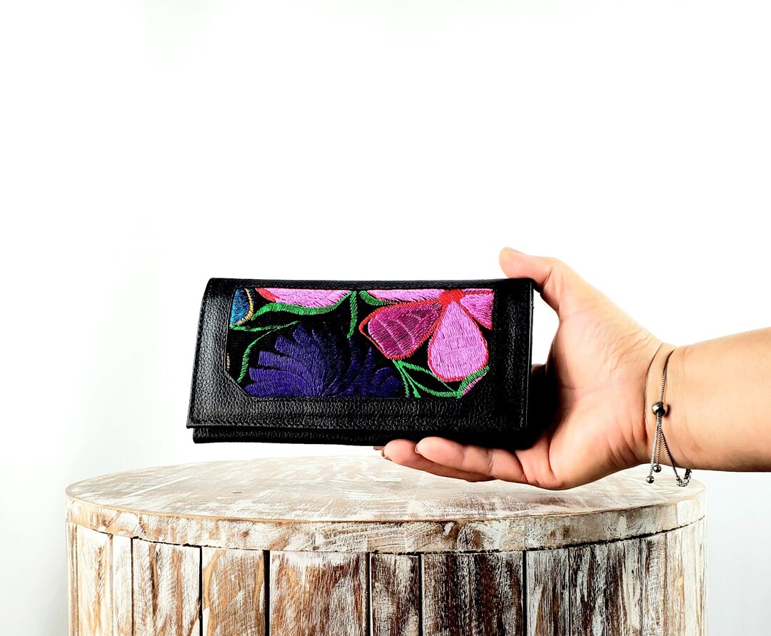 Handmade Leather Wallet With Embroidery-mexican Wallet-artisanal Wallet ...