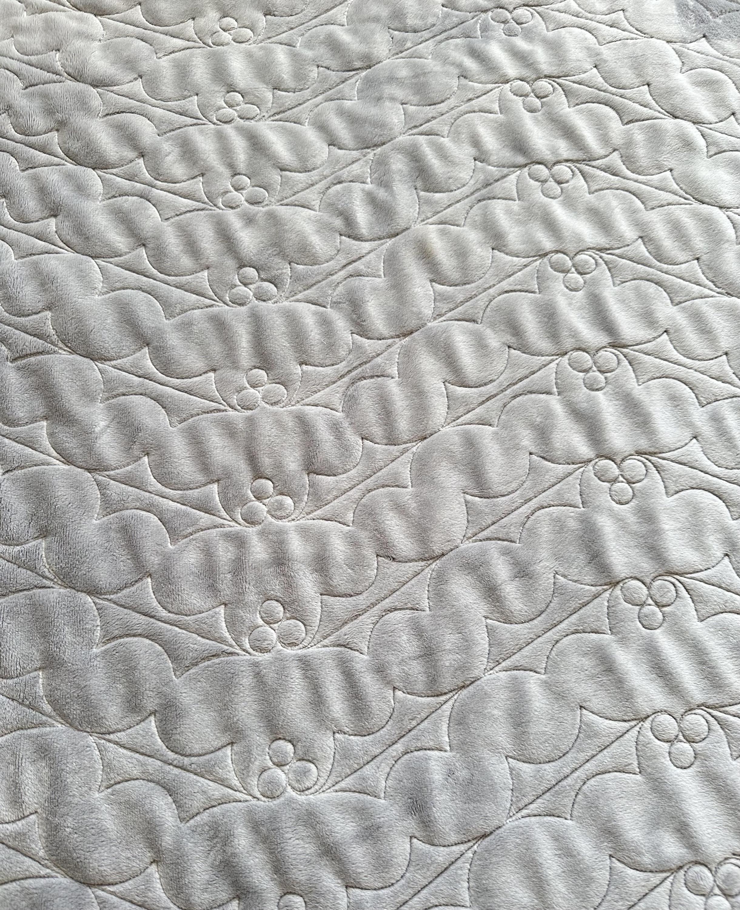 Holly Row Digital Design for Edge to Edge and Pantograph Longarm ...