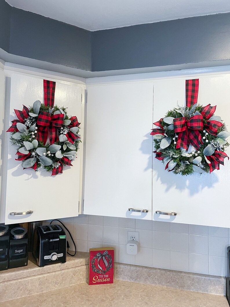 Christmas Wreath, Kitchen Holiday Decor, Wreath for Cupboards Doors ...