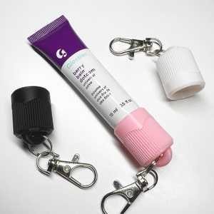 Chunky Lip Balm Keychain Cap: Travel Lip Gloss Holder and Badge Reel ...