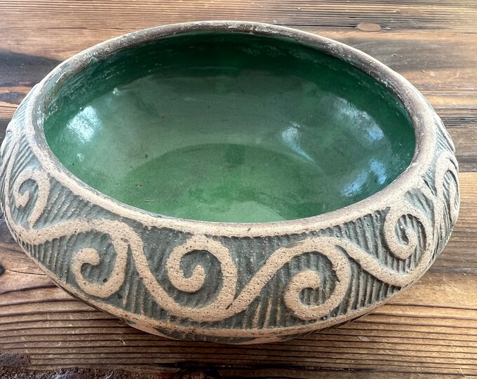 1920s Vintage Red Wing Pottery Green and Tan Brushware Center - Etsy