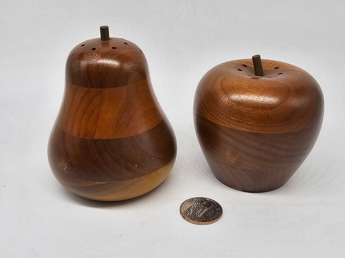 Pair Retro Wood Apple and Pear Shakers - Etsy