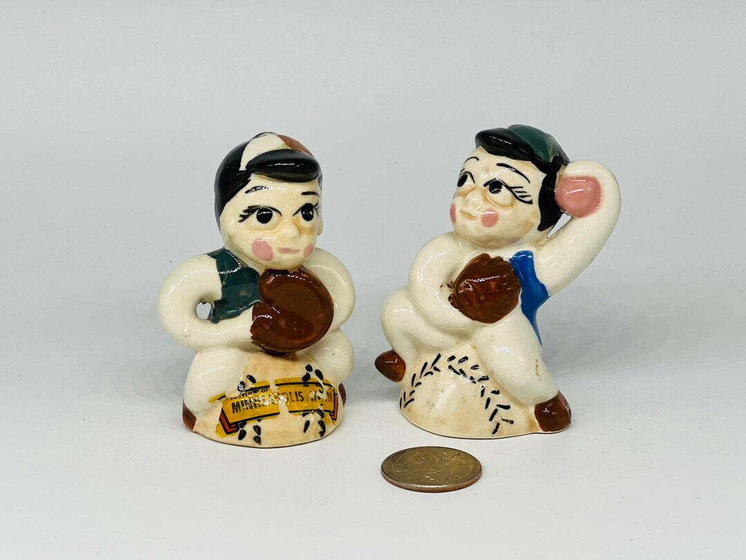 RARE Vintage Baseball Pitcher and Catcher Salt and Pepper Shaker Set - Etsy