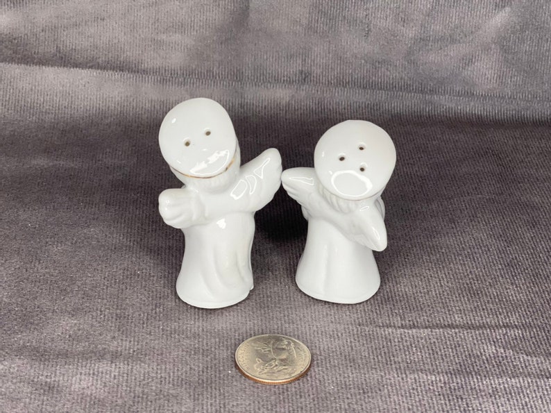 Vintage Ceramic Singing Angels Salt & Pepper Shakers Set - Etsy