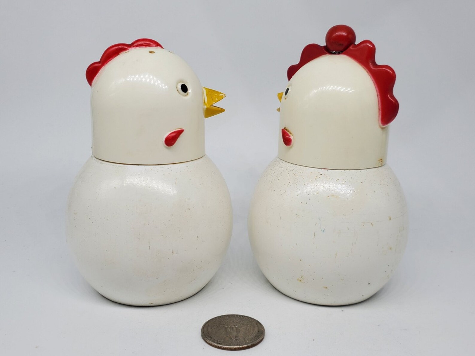 Vintage Mid-century Chicken Hen Rooster Wood & Plastic Salt and Pepper ...