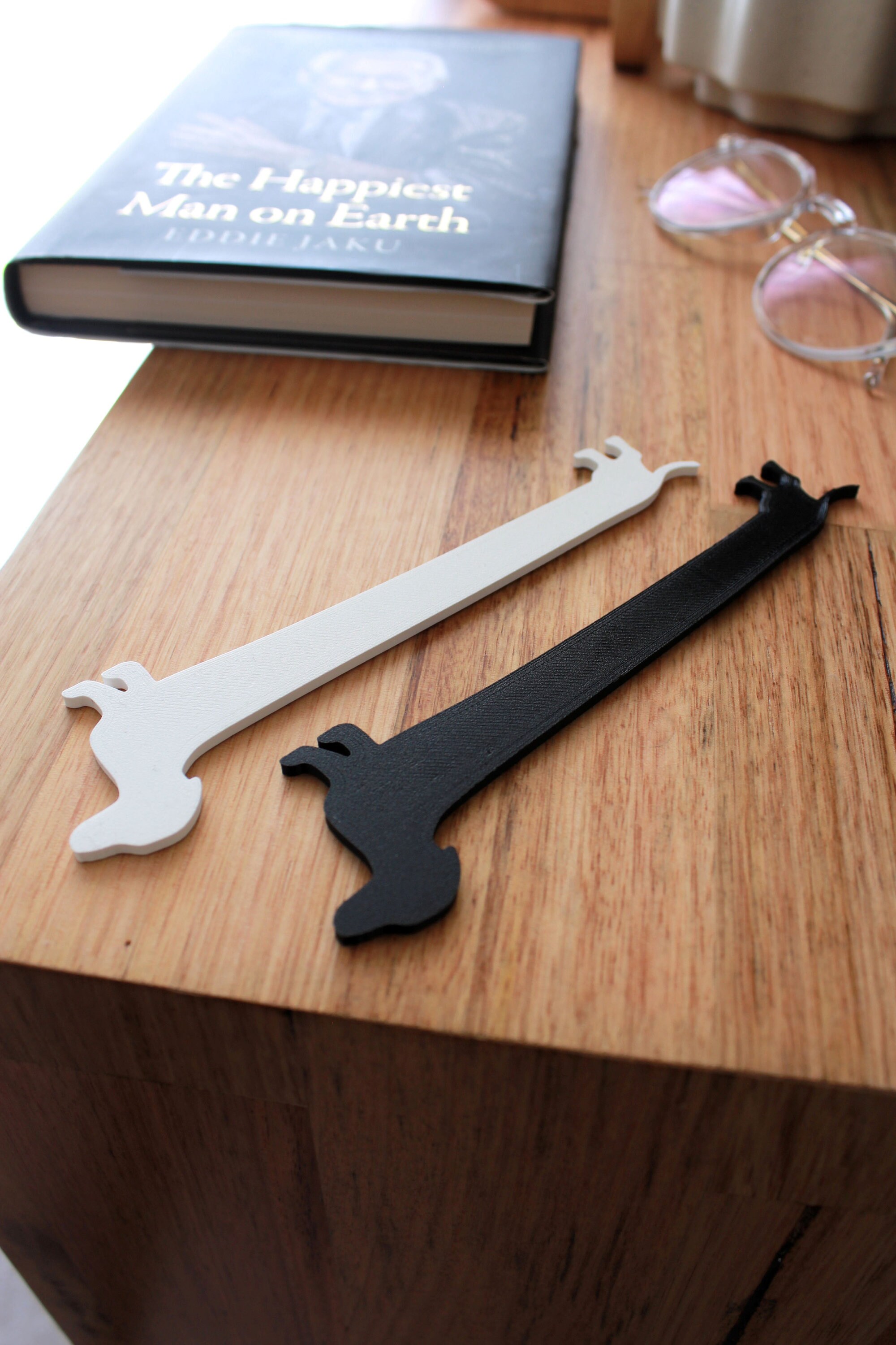 Sausage Dog Bookmark Pair for Readers | Ying & Yang Dachshund Bookmark ...