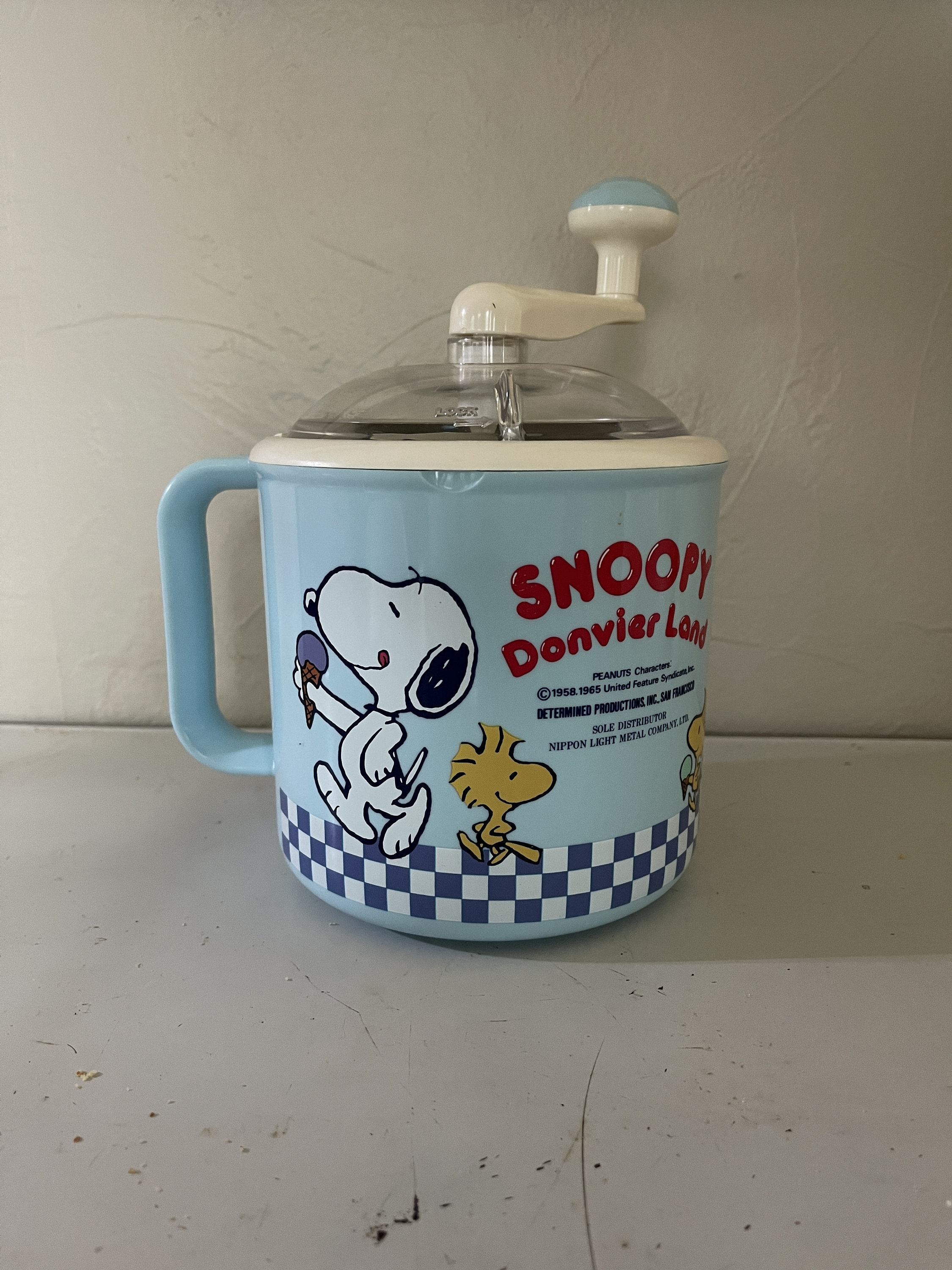 Peanuts Snoopy donvier Land Chillfast Hand Crank Ice Cream Maker - Etsy