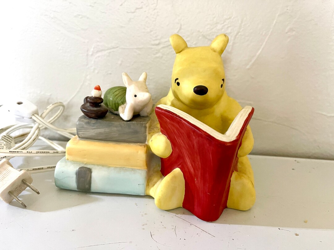 Vintage Disney Classic Winnie the Pooh & Piglet Reading Night Light ...