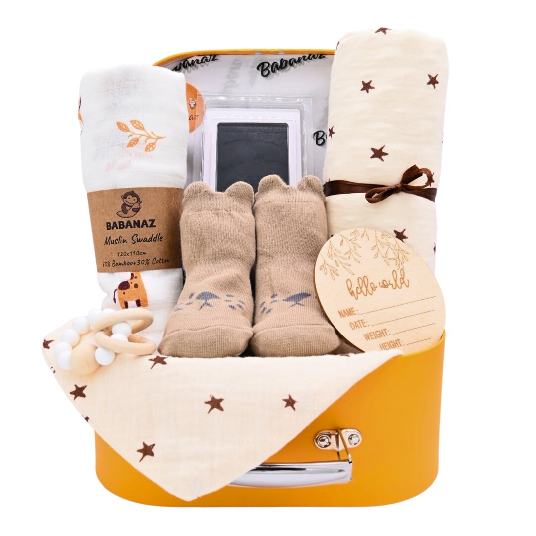Baby Gift Set for Baby Shower With Blanket, Swaddle, Bib, Teething Toy ...