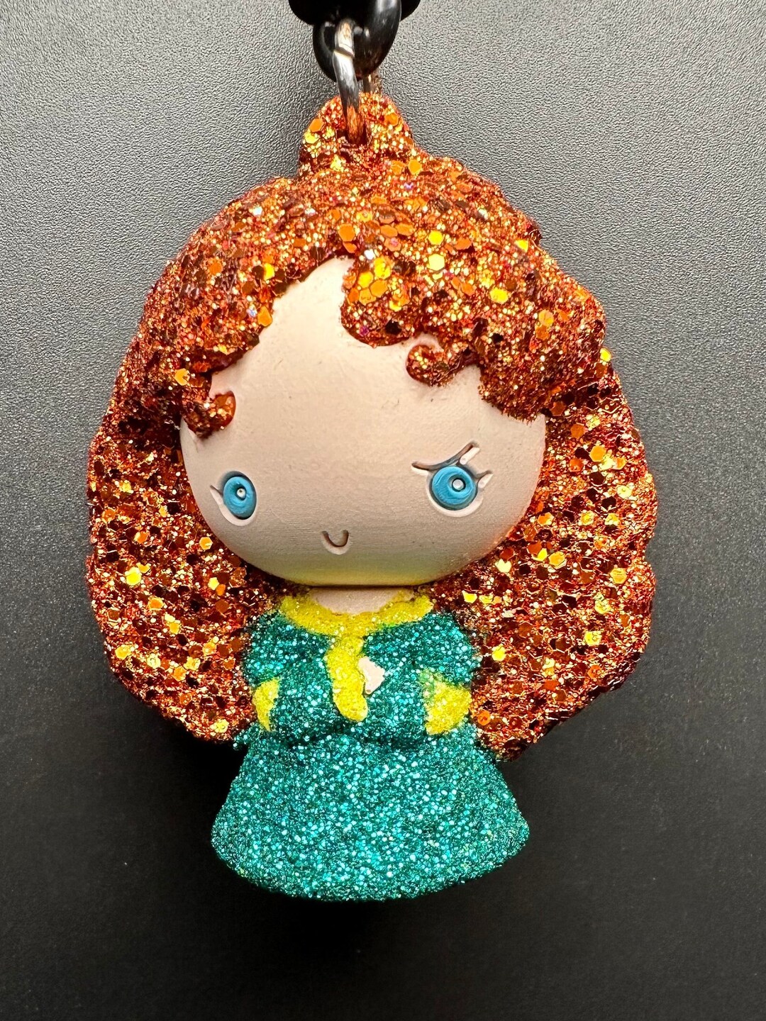 Custom Glitter Mini Merida W/ Crossed Arms-keychain - Etsy