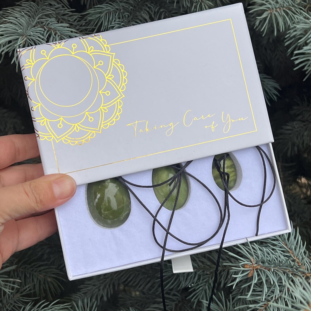 Set of 3 Green Jade Yoni Eggs, Drilled Eggs, Feminine Energy, Pelvic ...