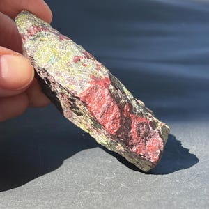 Raw Blood Stone (south Africa), Rare Bastite Stone ( Epidote ...