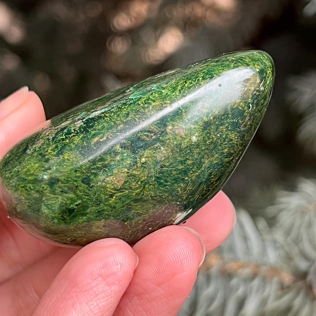 Rare Large Verdite / Dark Serpentine Crystal Palmstone From Zimbabwe ...