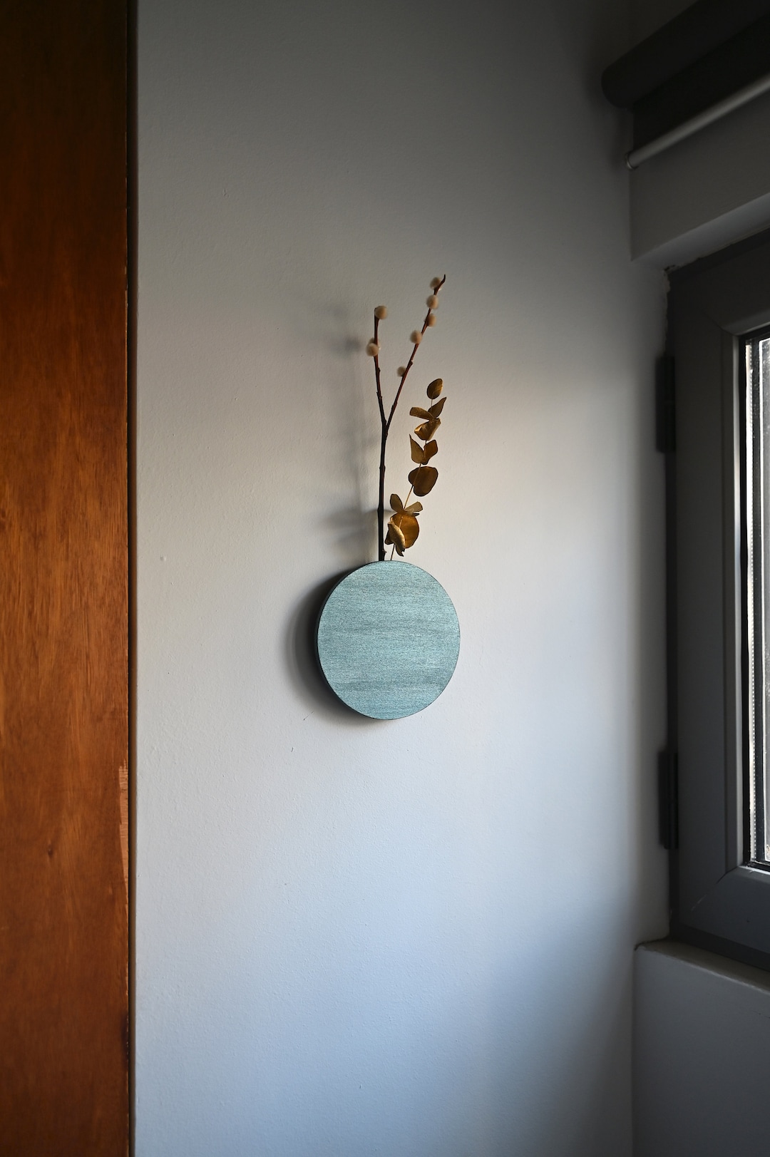 Wooden Flat Disc Vase Modern Decor Circle Hanging Vase Dry Flower ...