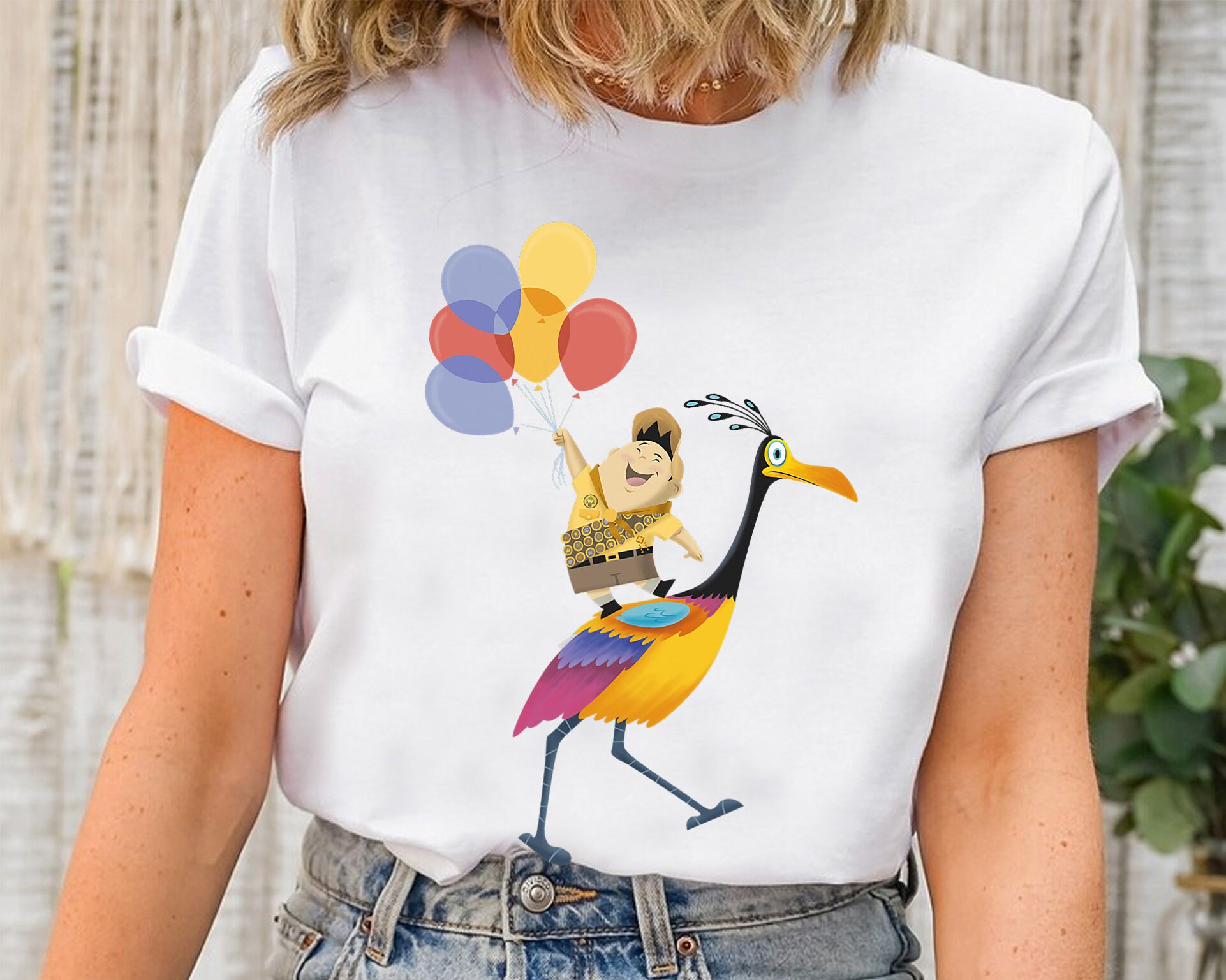 Disney Pixar up Russell Balloons on Kevin Graphic T-shirt, Disney ...