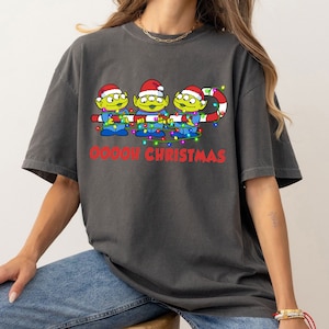 Disney Toy Story Alien Christmas Lights T-shirt , Alien Ooooh Christmas ...