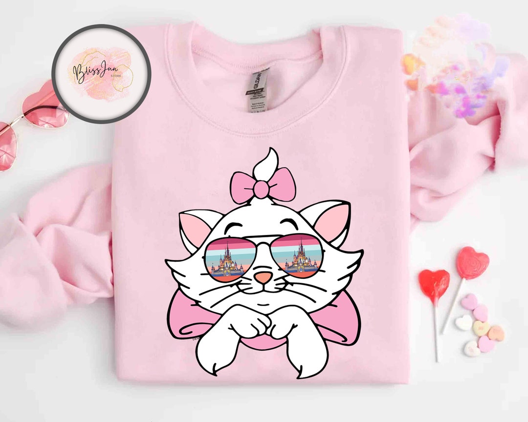 Disney the Aristocats Cute Marie Cat Portrait Disney Castle T-shirt ...