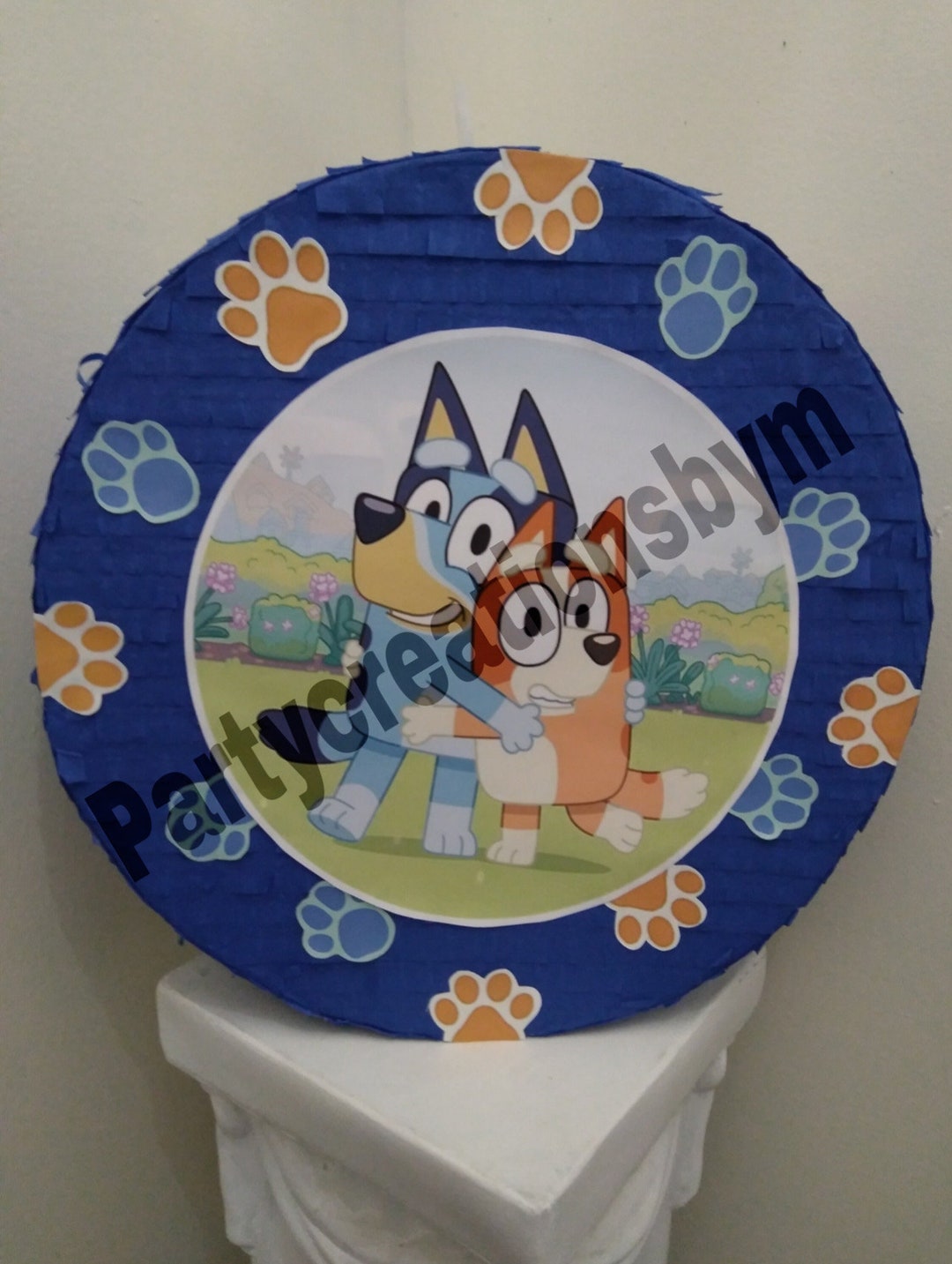Bluey & Bingo Paws Round Party Birthday Pull String Pinata 16x4 Inches ...
