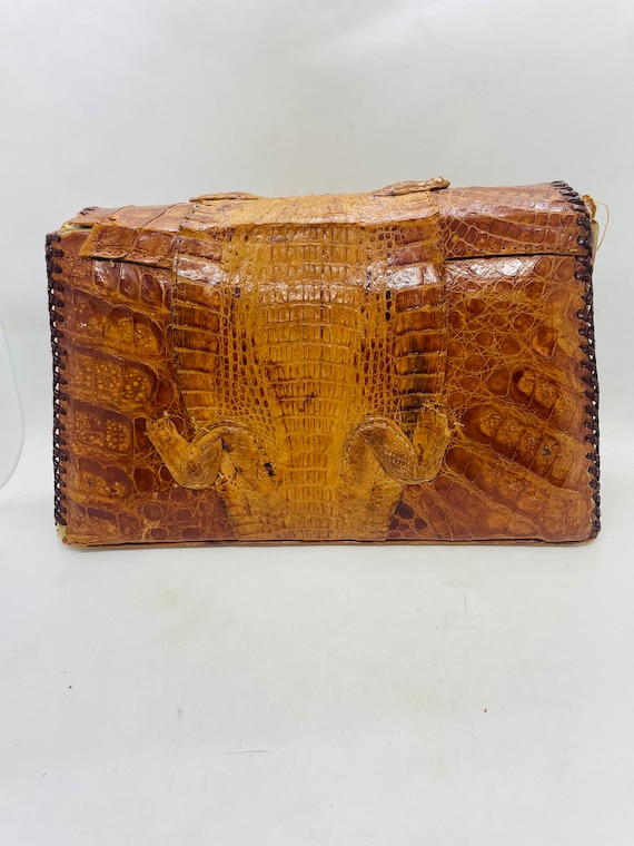 Authentic Alligator Purse, Made in Cuba - Gem