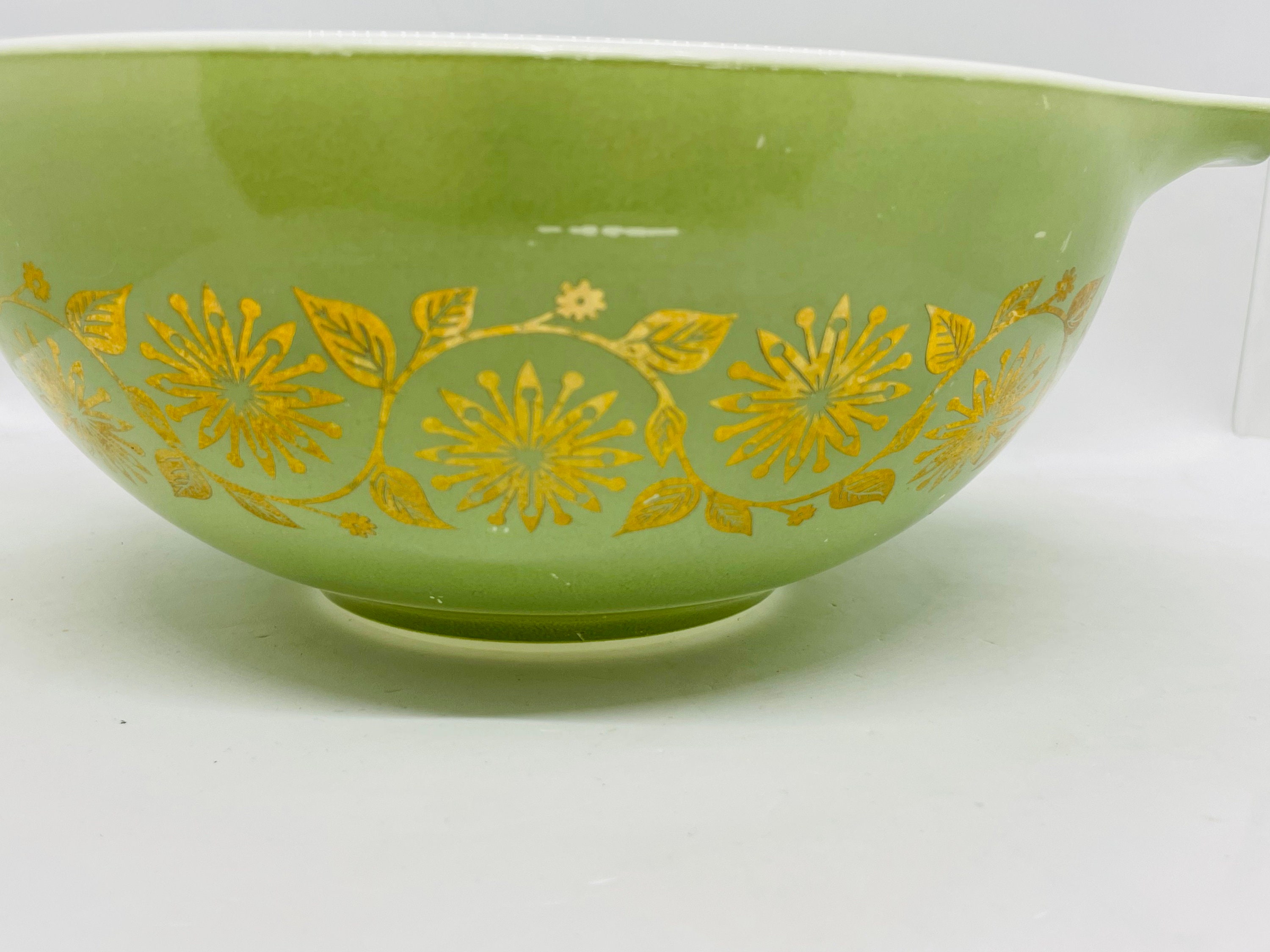 PYREX MEDALLION Cinderella Bowl 443 Gold and Green - Etsy
