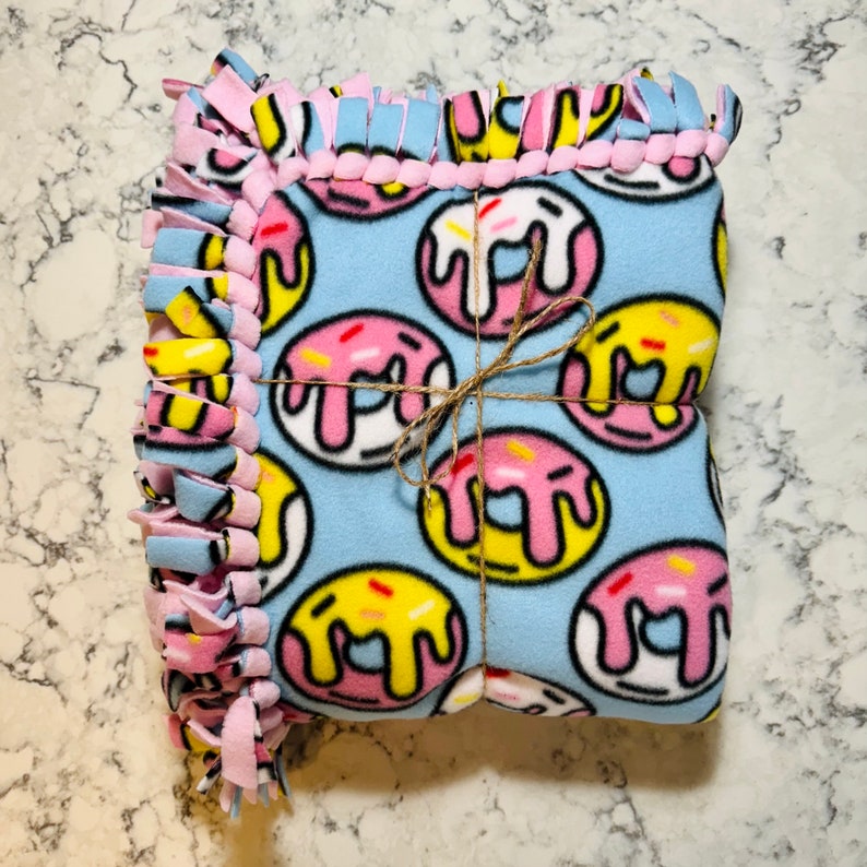 Cozy Donut Fleece Tie Blanket – Handmade, Warm & Whimsical Donut Print ...