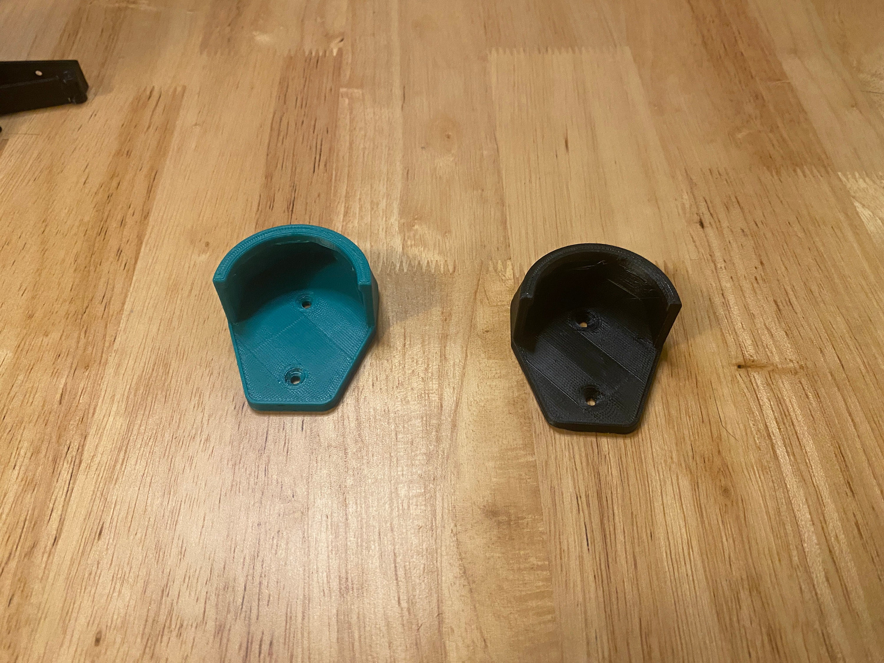 3D Printed Vibrating Multitool Wall Mount in Vibrant Colors Space ...