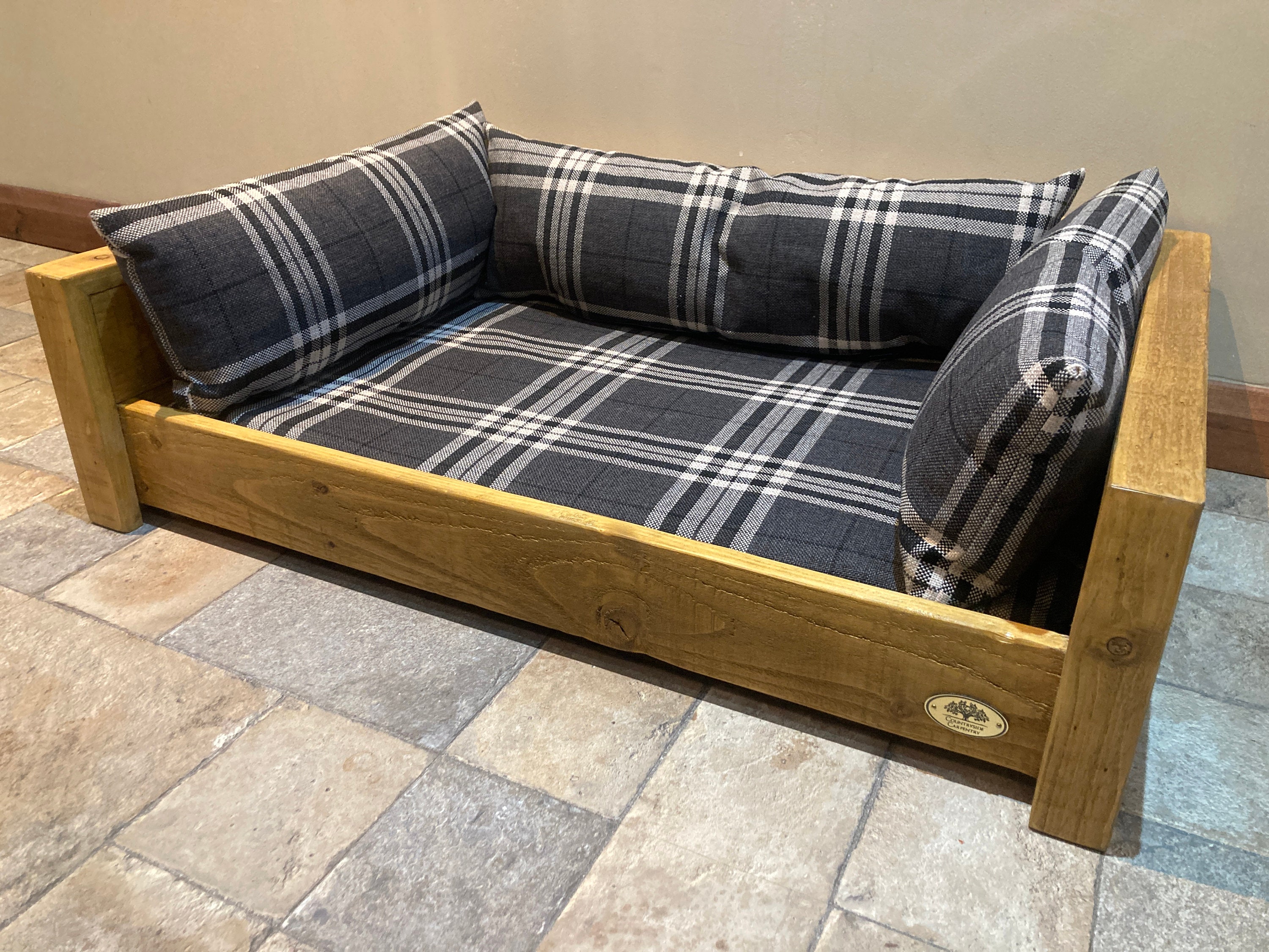 Raised Wooden Rustic Dog Bed - Etsy