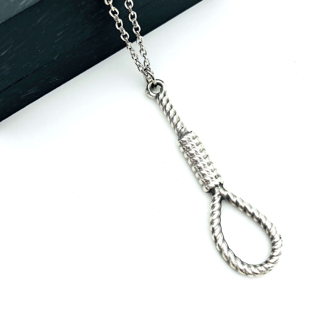 Haunted Hangman's Noose Necklace: Antique Silver Plated Gothic Choker ...