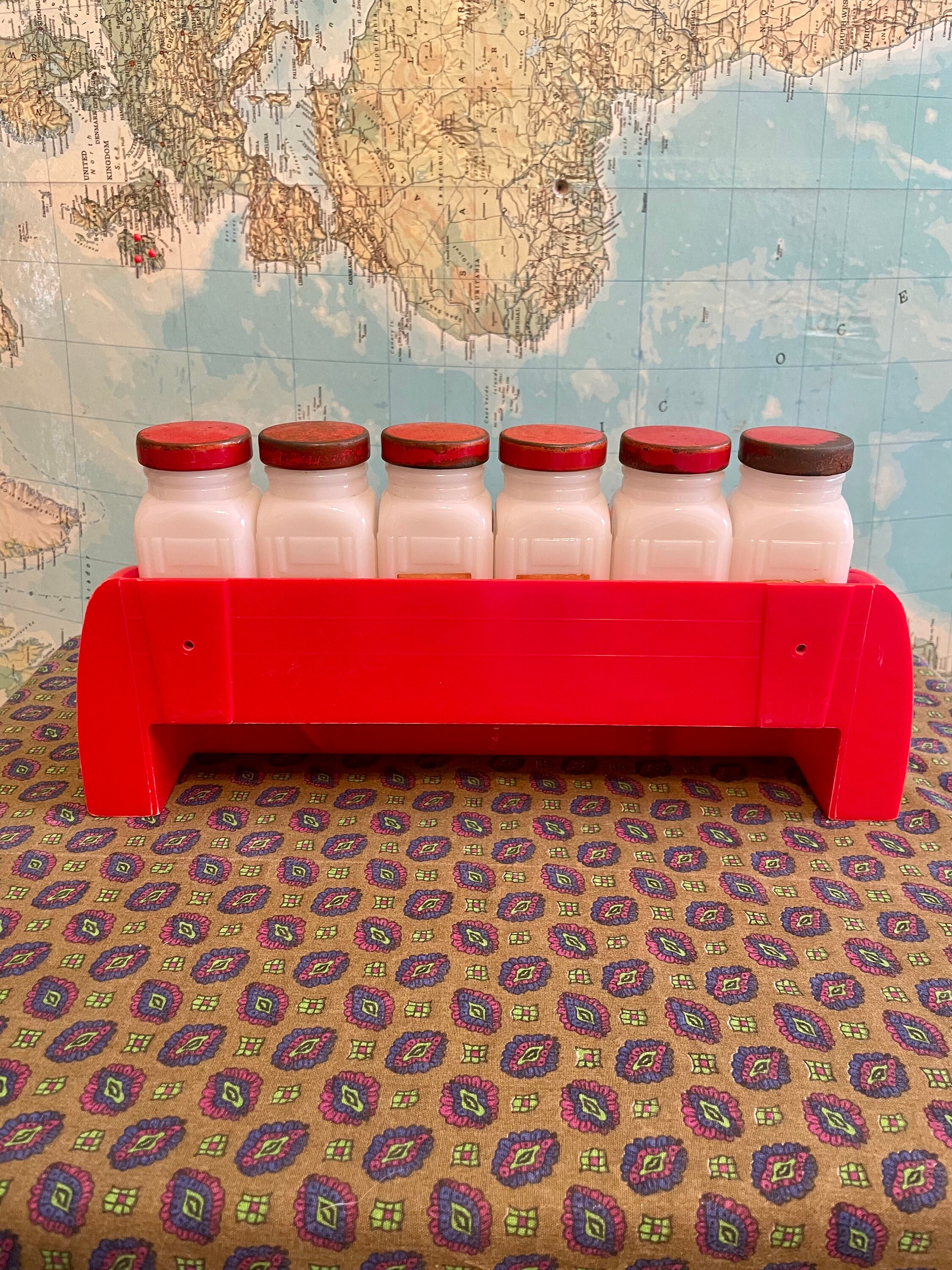 Vintage Art Deco Griffiths Spice Rack: Milk Glass Jars, Red Lids - Etsy