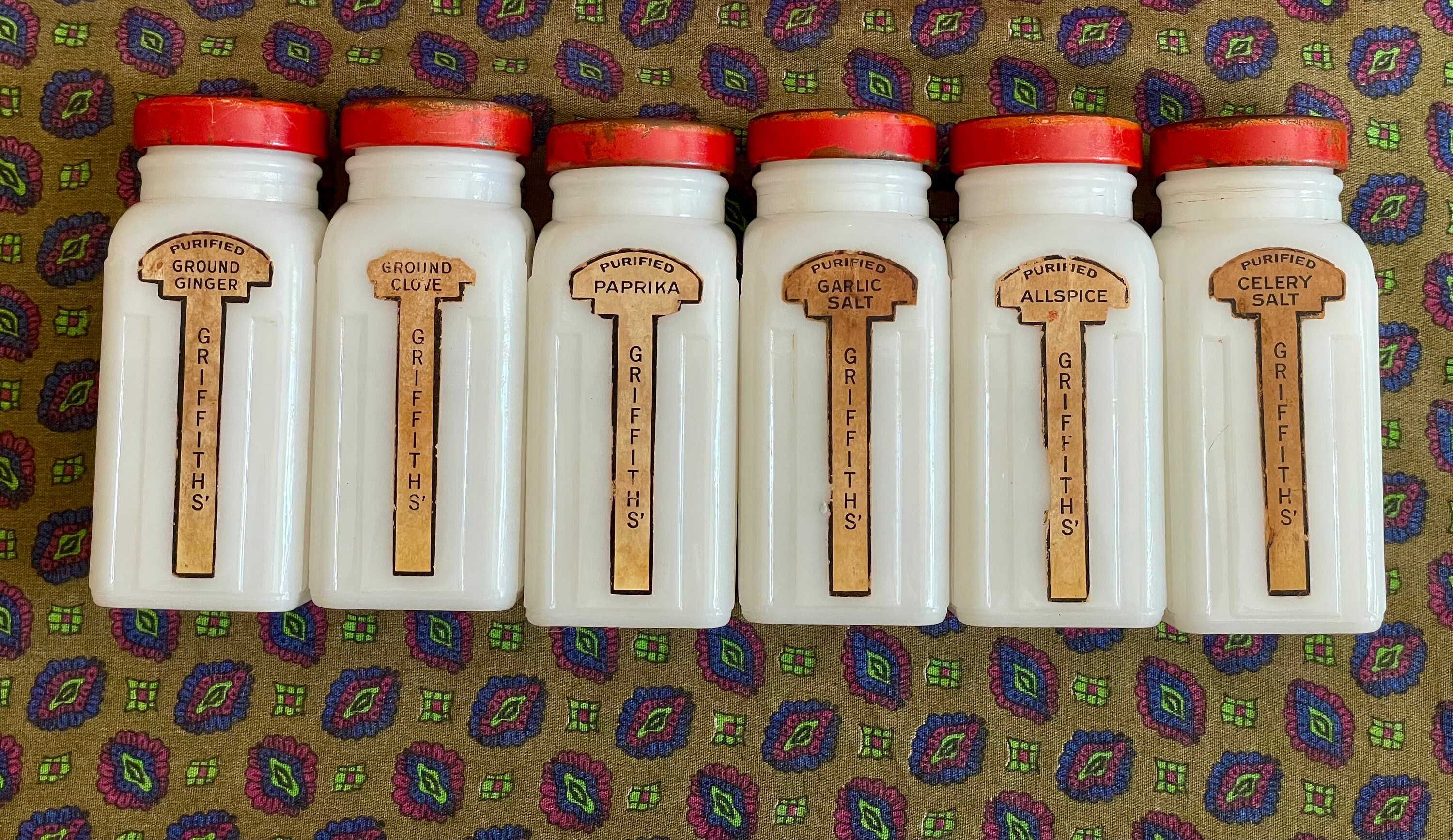 Vintage Art Deco Griffiths Spice Rack: Milk Glass Jars, Red Lids - Etsy