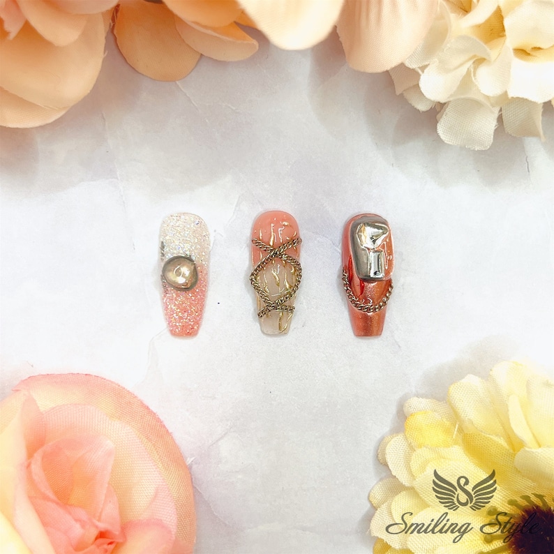 Blush Dyed Chain Gang Press on Nails by SMILINGSTYLE | Luxury Fake ...