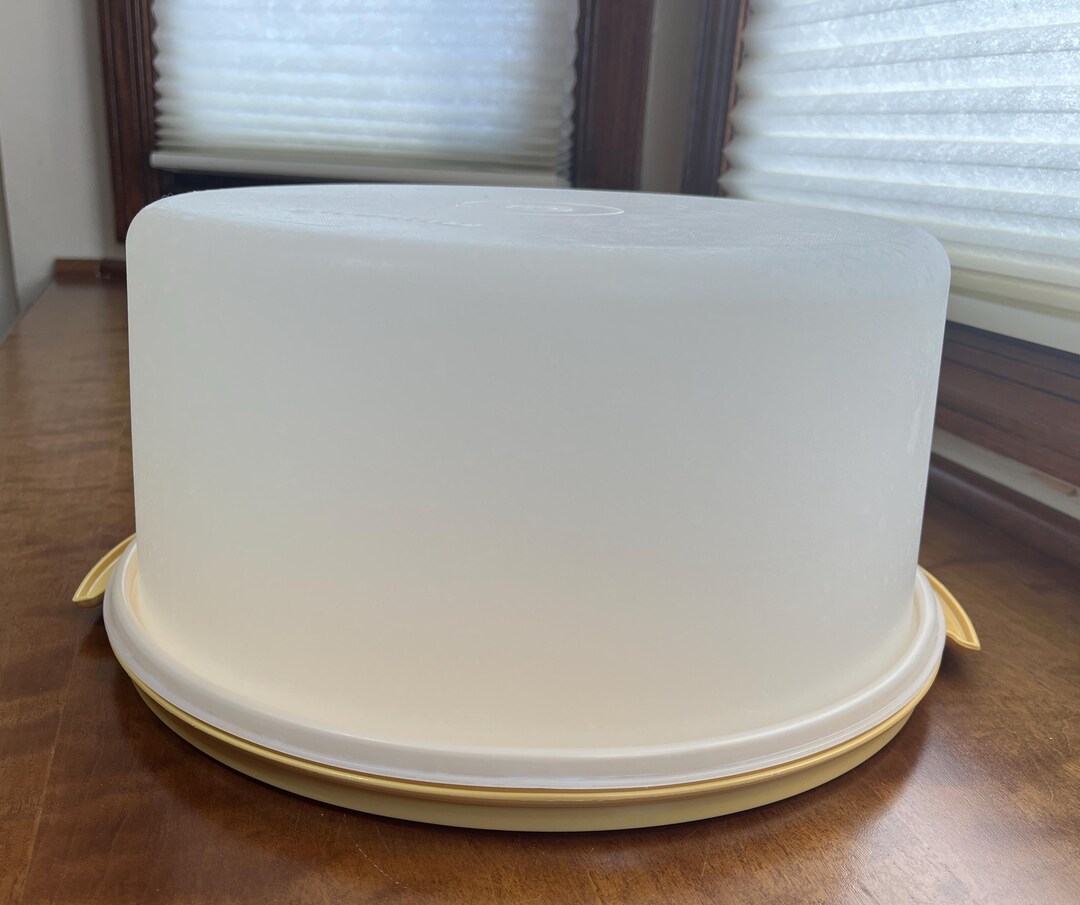 Vintage Tupperware Cake Carrier - Etsy