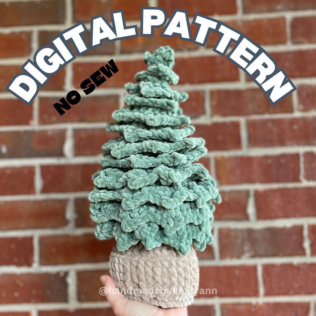 Large Mantle Christmas Tree Crochet Pattern, No Sew Christmas Tree ...