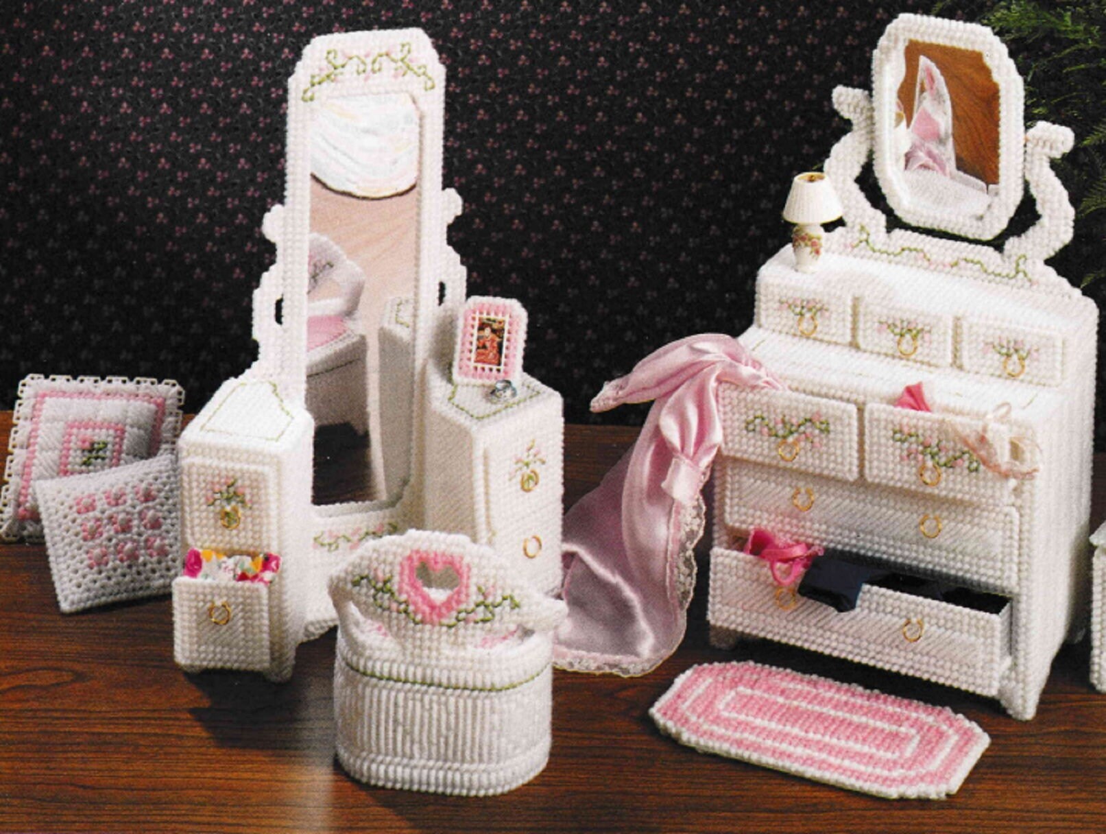 Plastic Canvas Dollhouse Furniture Pattern PDF, Barbie Fashion Doll ...