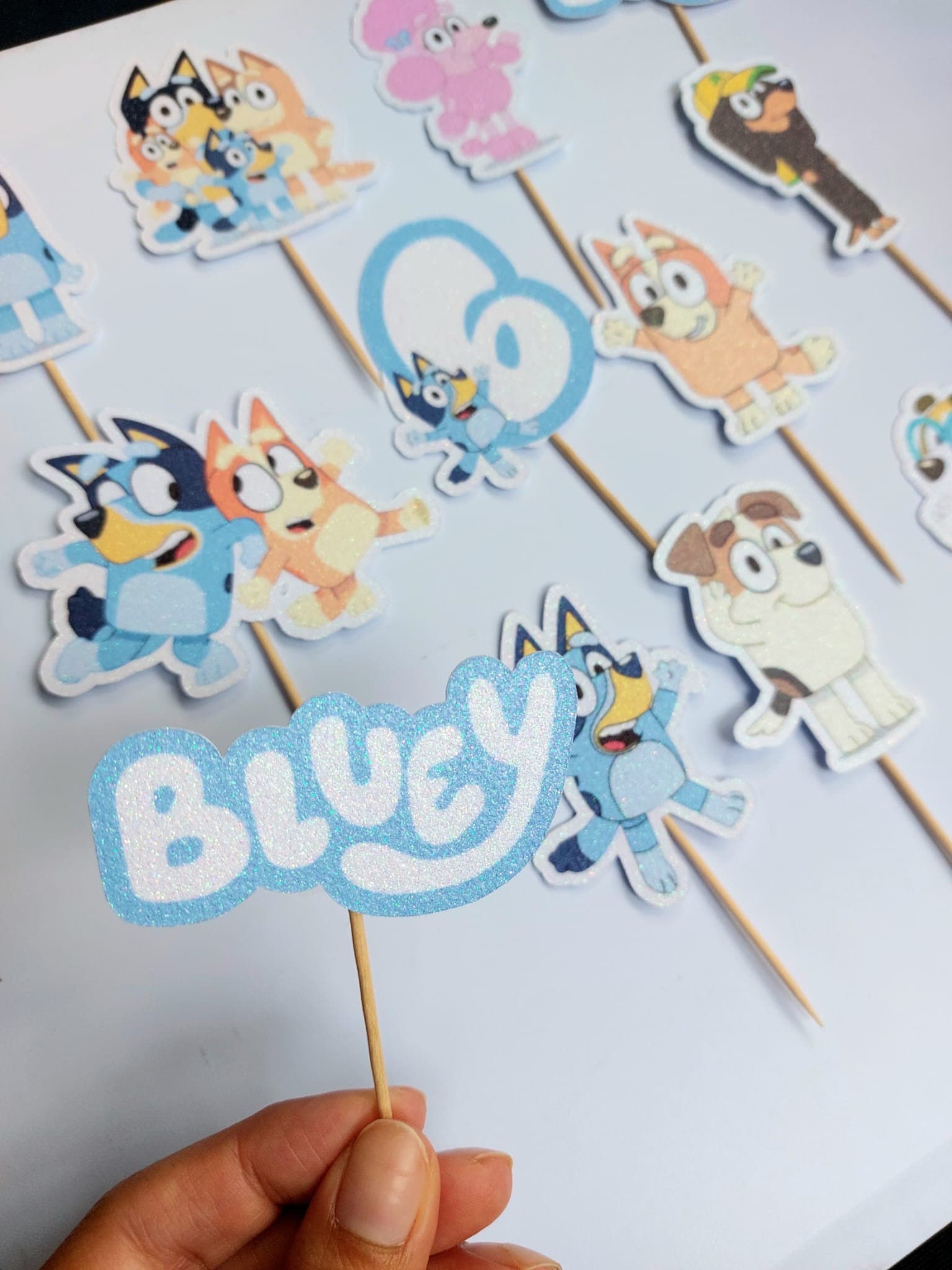 Bluey Cupcake toppers Bluey Birthday cake topper Kids Cupcake - Etsy México