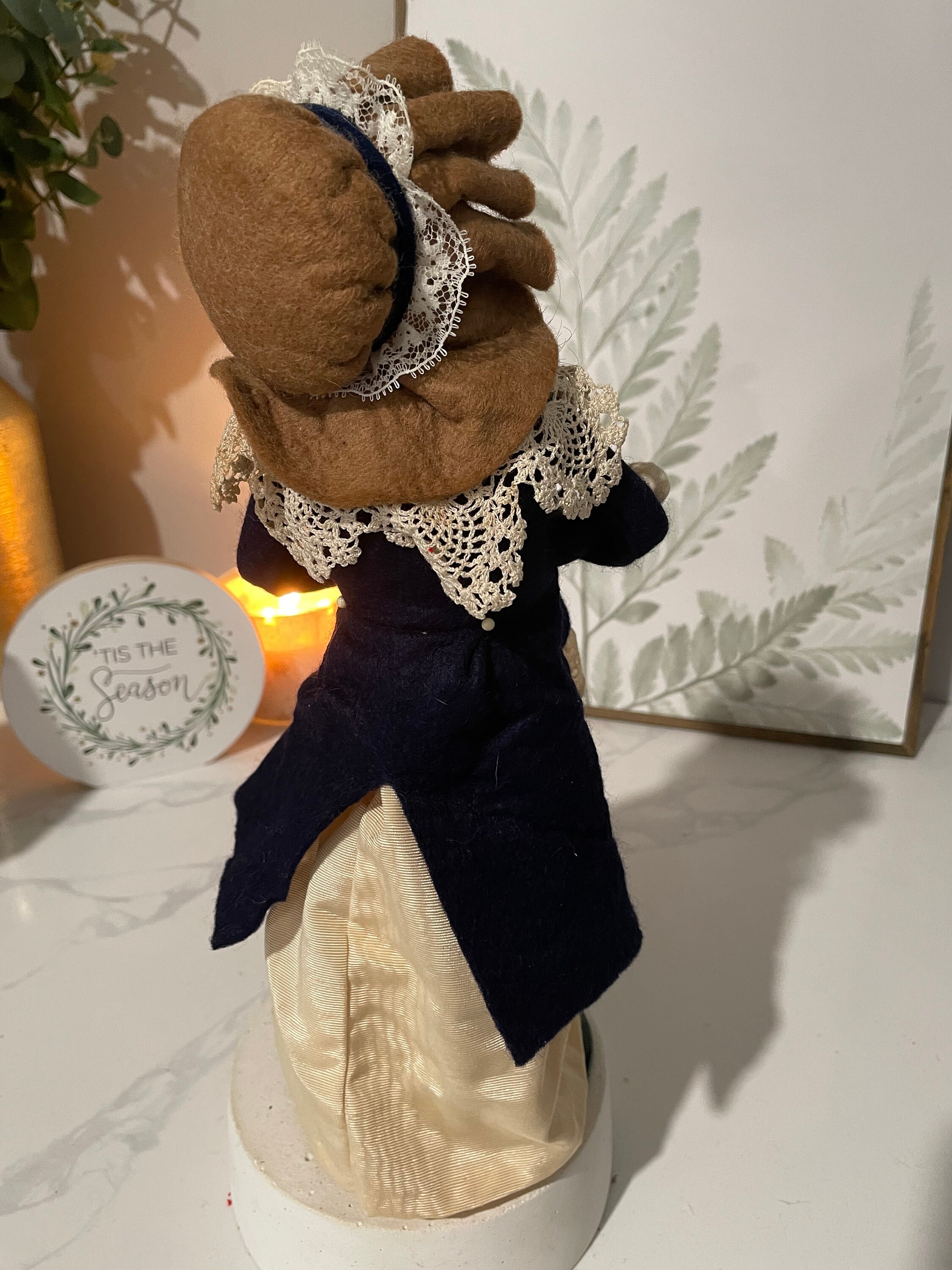 Byers Choice the Carolers - Woman With Child - Etsy