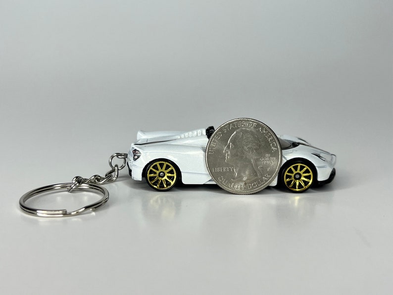 2017 Pagani Huayra Keychain - Etsy