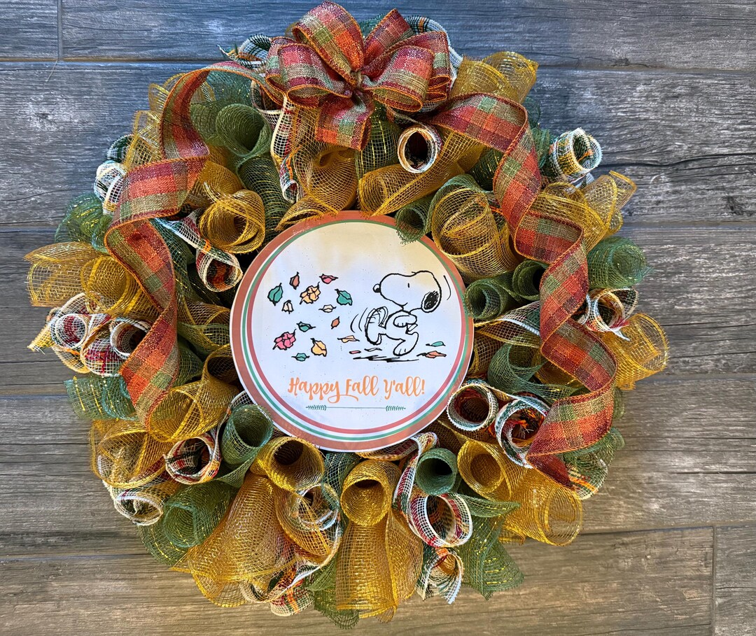 Snoopy Happy Fall Y'all Wreath - Etsy
