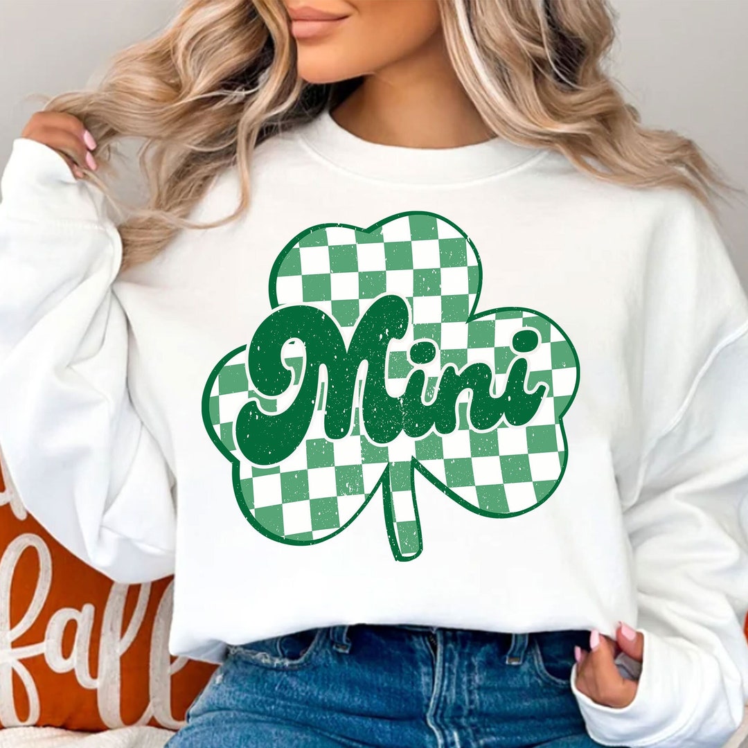 Mini Shamrock SVG PNG, Mama Png, Lucky Png, St Patrick's Day Png ...