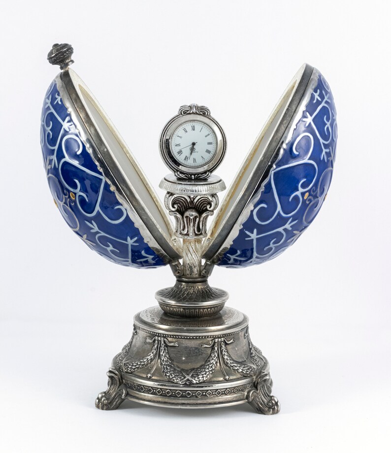 Vintage Royal Limited Musical Egg Plays Plays My Favorite - Etsy