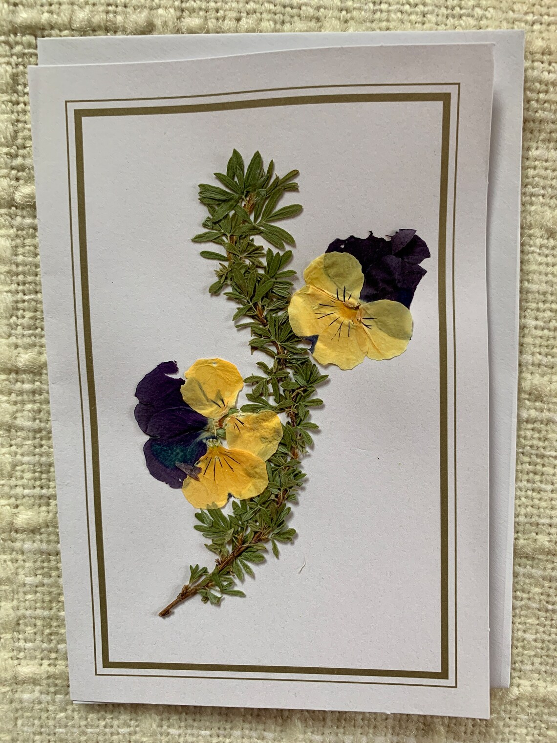 Handmade Pressed Flower Note Card: Original Floral Design - Etsy