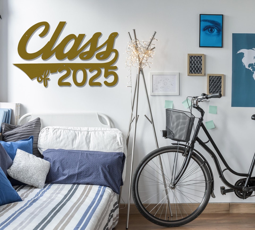 Metal Class of 2025 Sign: Graduation Party Decor - Etsy