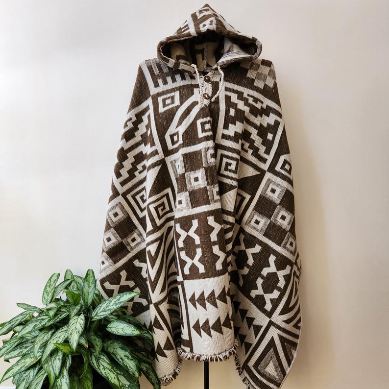 100% Heavy Wool Poncho Made in Ecuador - Etsy