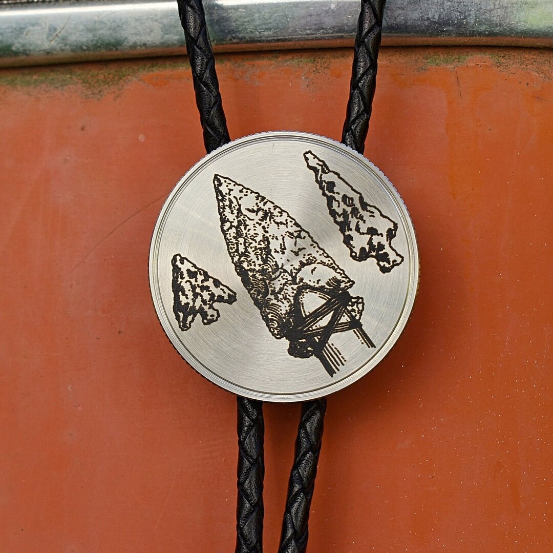 Arrowhead Flints Bolo Tie | Engraved Stainless Steel | Leather - Etsy