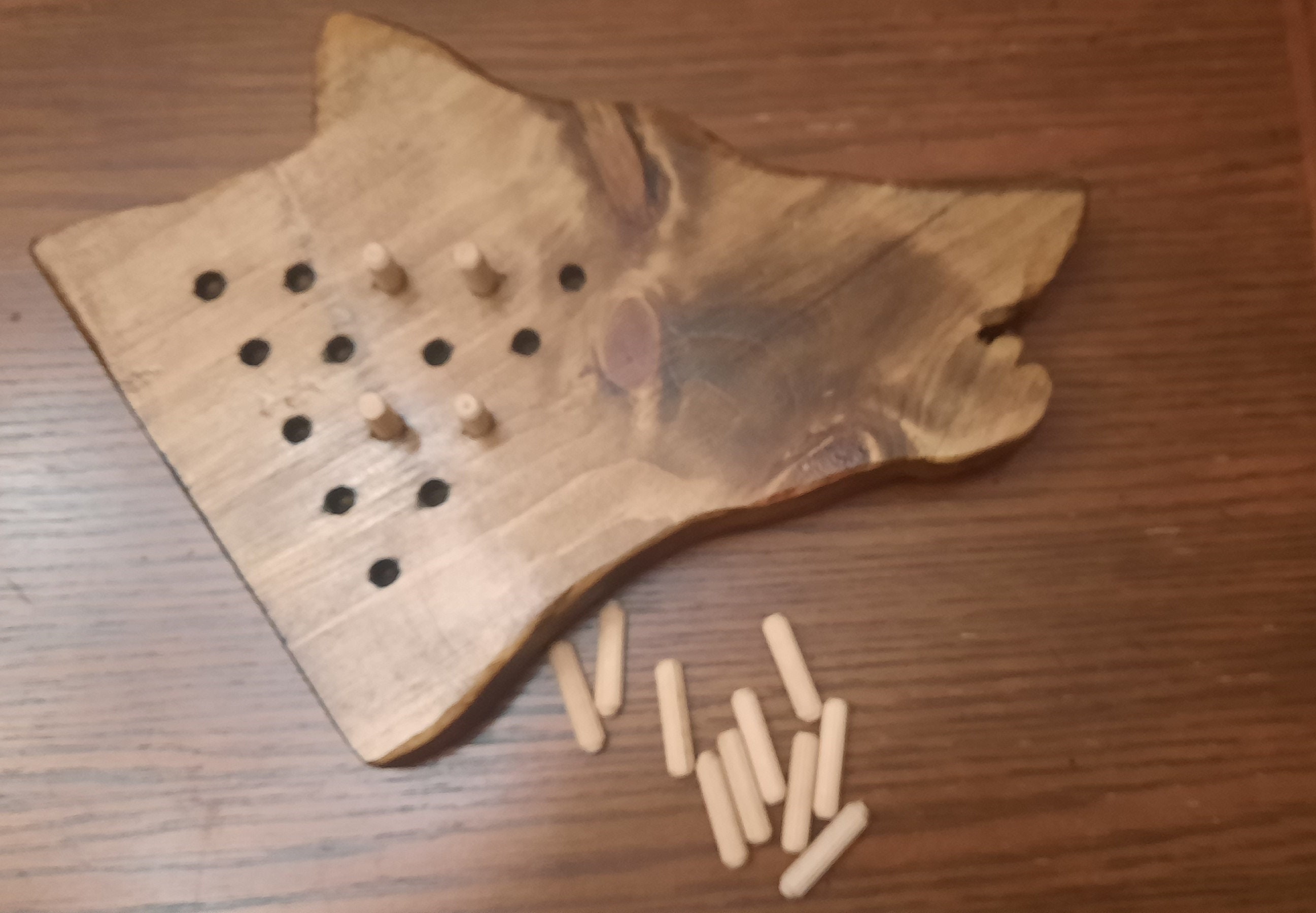 Wood Peg Game-wolf - Etsy